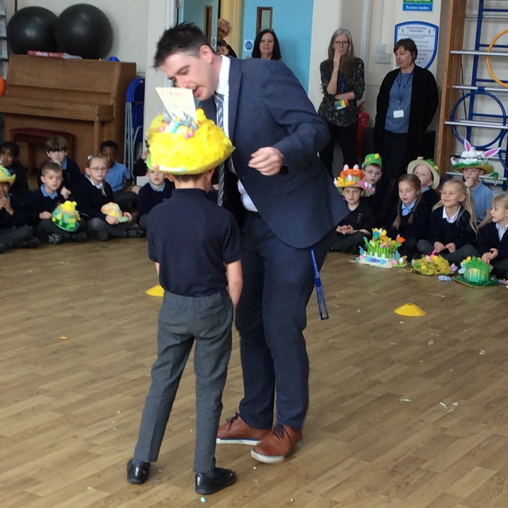 Easter Bonnet Parade returns to Wentworth Primary - Dartford Living